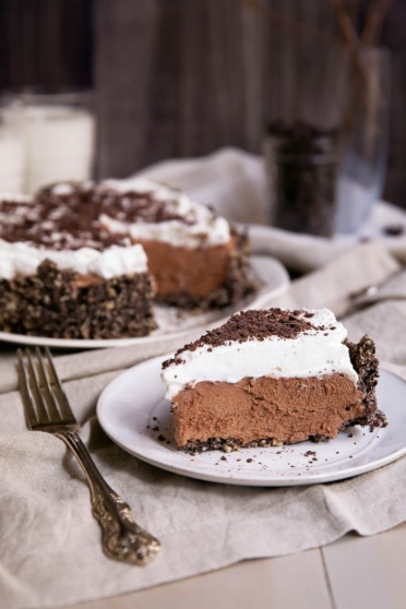Deep Dish French Silk Pie with Hazelnut Oreo Crust | Ambitious Kitchen