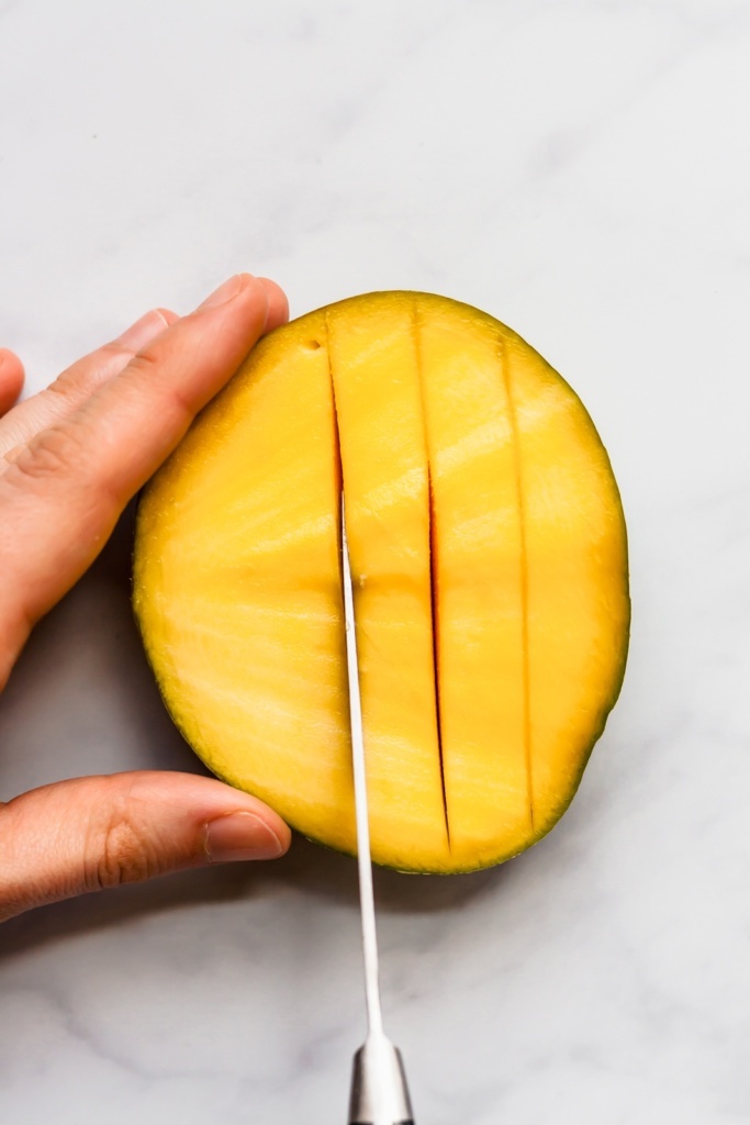 Hoe snijd je een mango: 3 verschillende manieren! | Tea Band