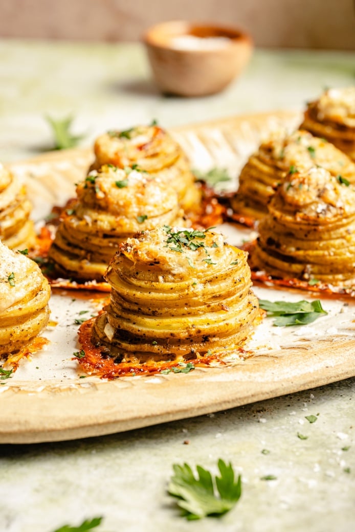 Crispy ‘Cacio e Pepe’ Potato Stacks (easy, cheesy & delicious!) - imd369